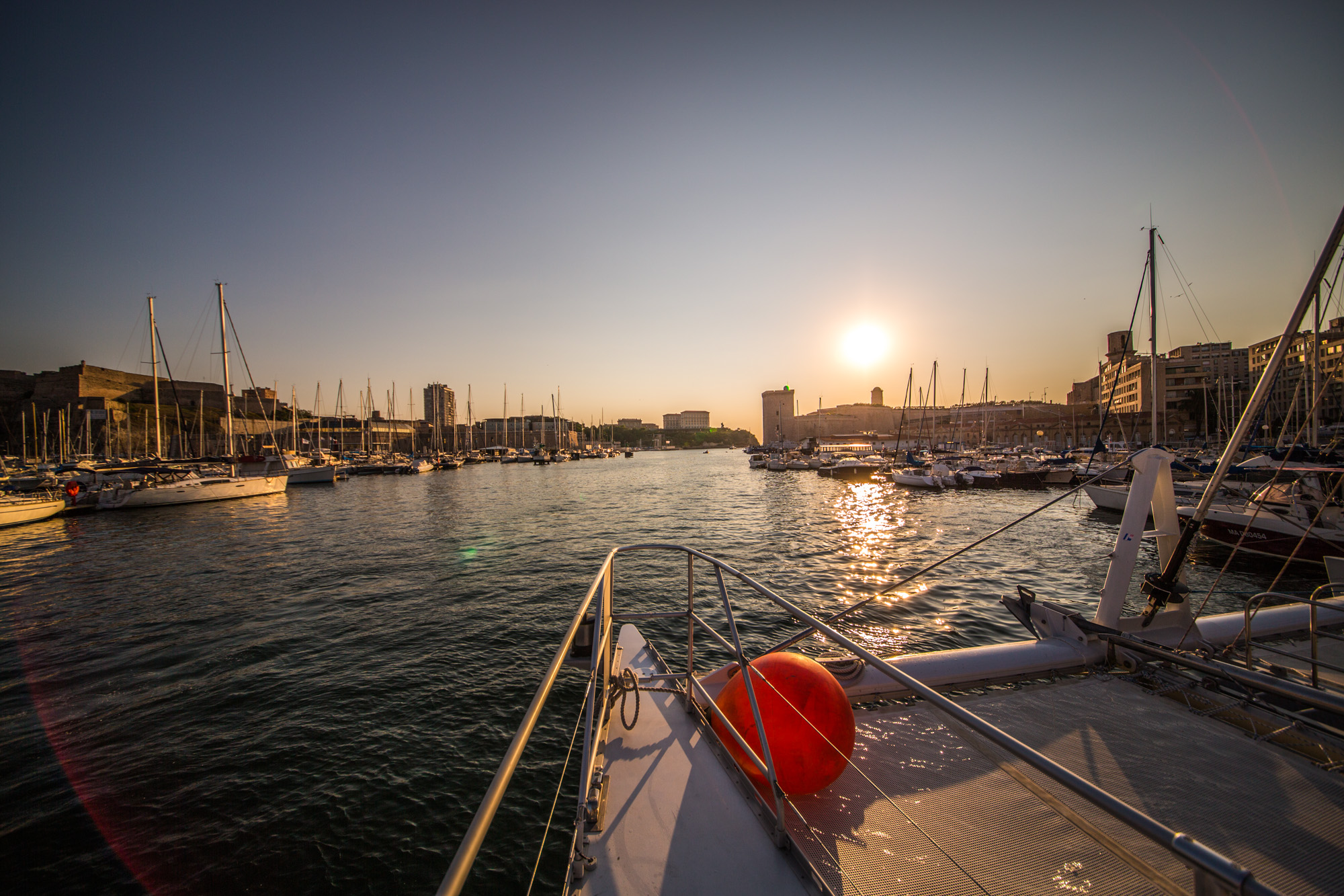 Soirée Holy Boat à bord du Catamaran Levantin - Tarpin bien