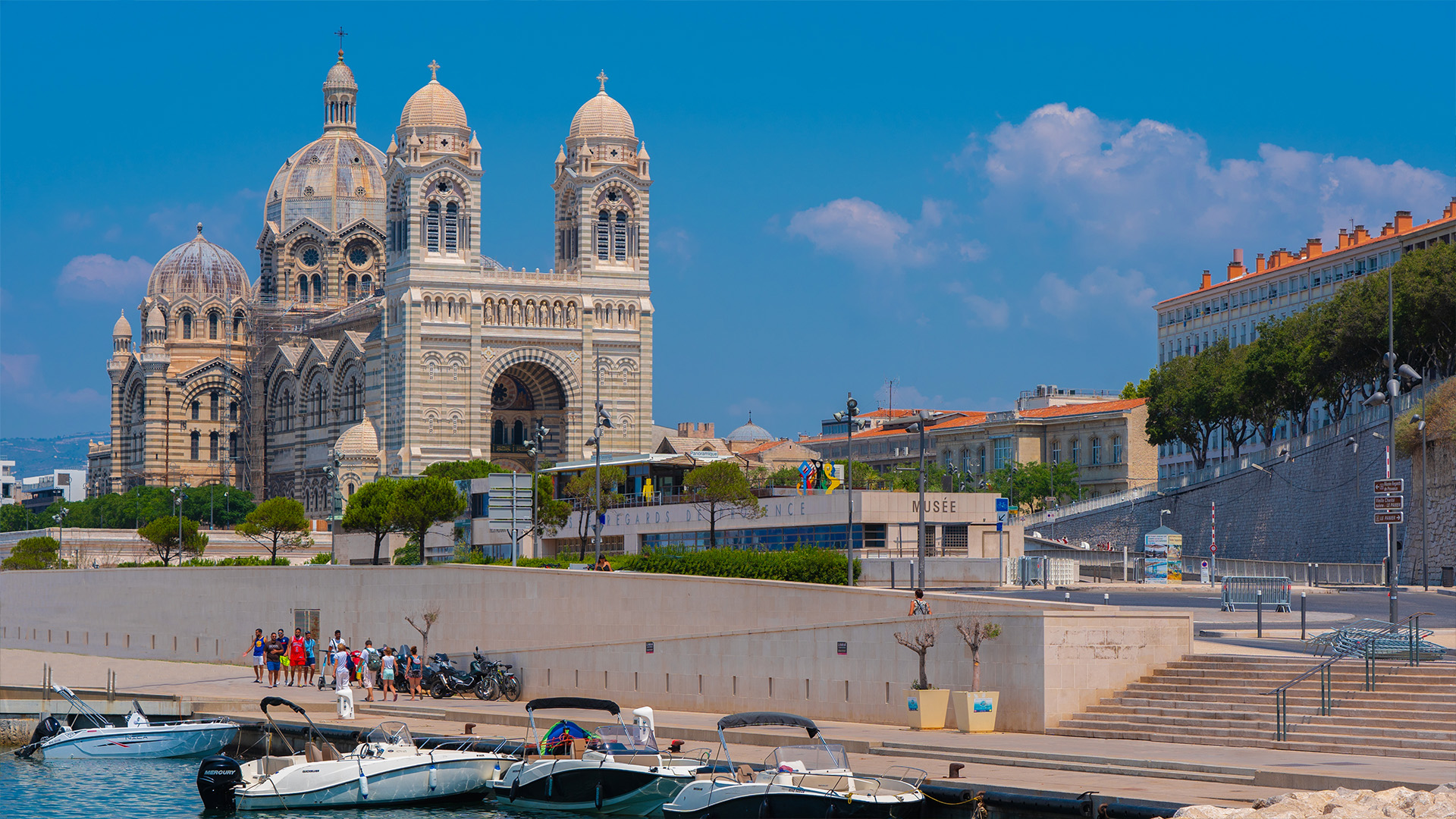 5 villes de la région Sud à (re)visiter avec un guide touristique ...